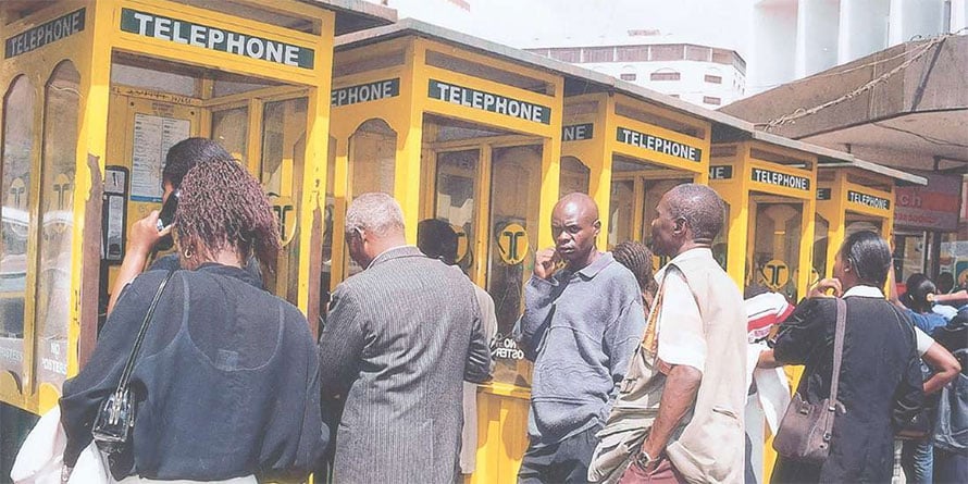Evolution of public phone booths and how mobile gadgets tolled their ...