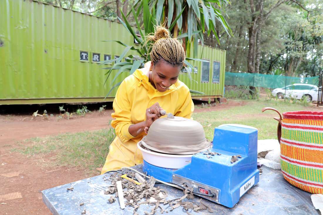 Elizabeth, a ceramicist, moulds success in high-end crockery - Business ...