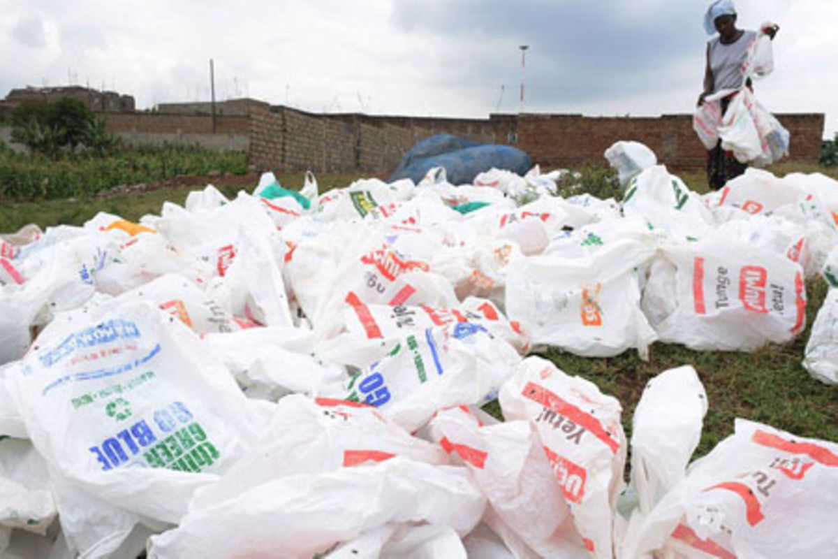 Kenya pitted against Rwanda, Tanzania over ban on plastic - Business Daily