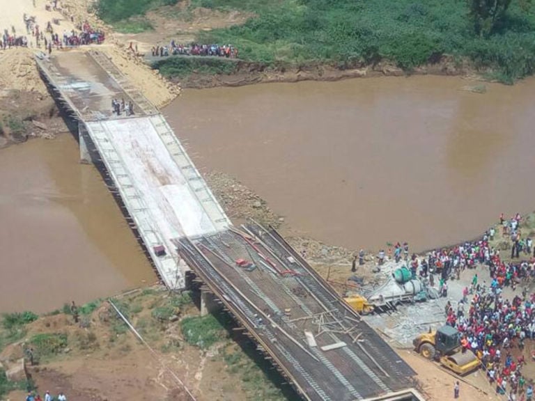 Sh1.2bn Sigiri Bridge collapses days after inspection by President ...