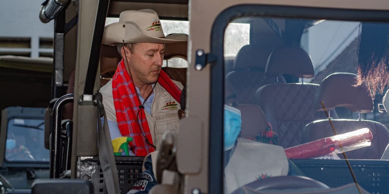 Kenya appoints 'The Incredible Hulk' actor as elephant naming ...