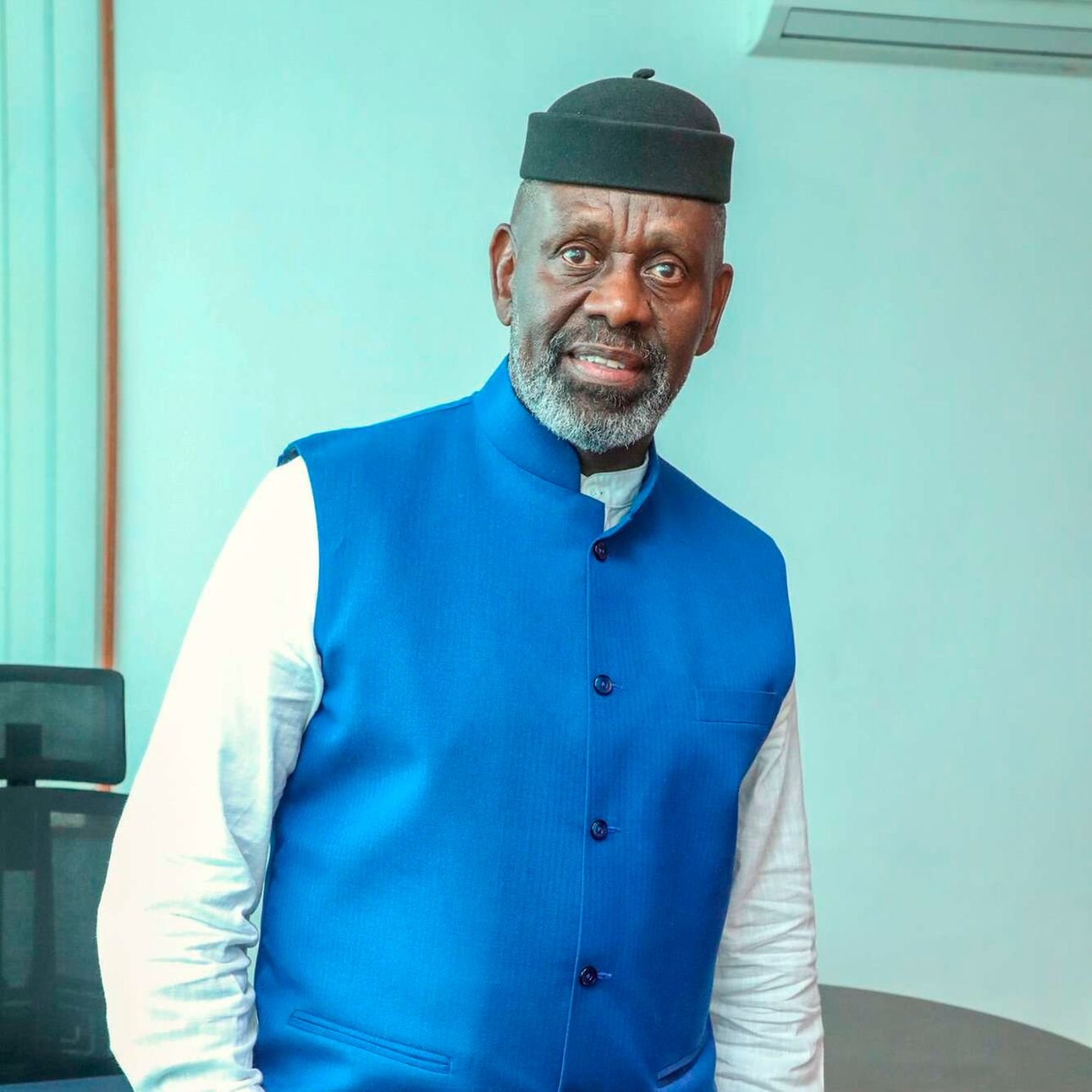 Profiles - Business Daily