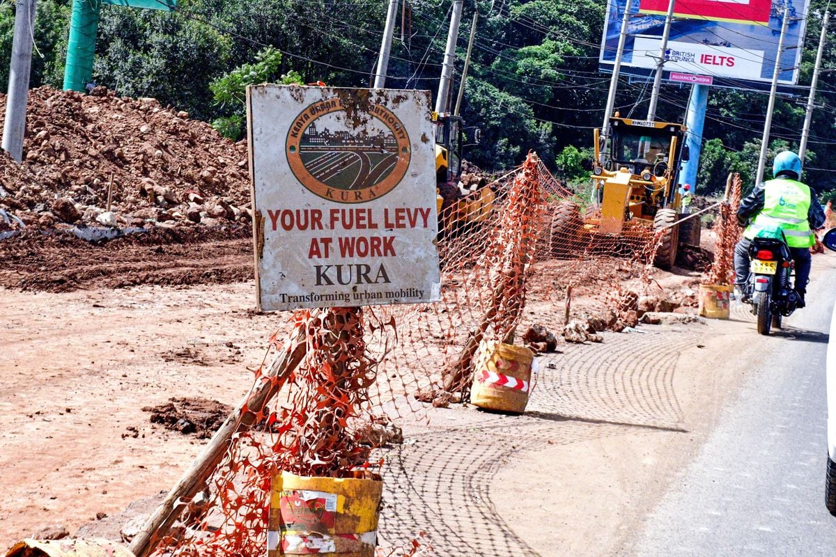 President Ruto makes U-turn on ending Uhuru Kenyatta's Sh376bn rural ...