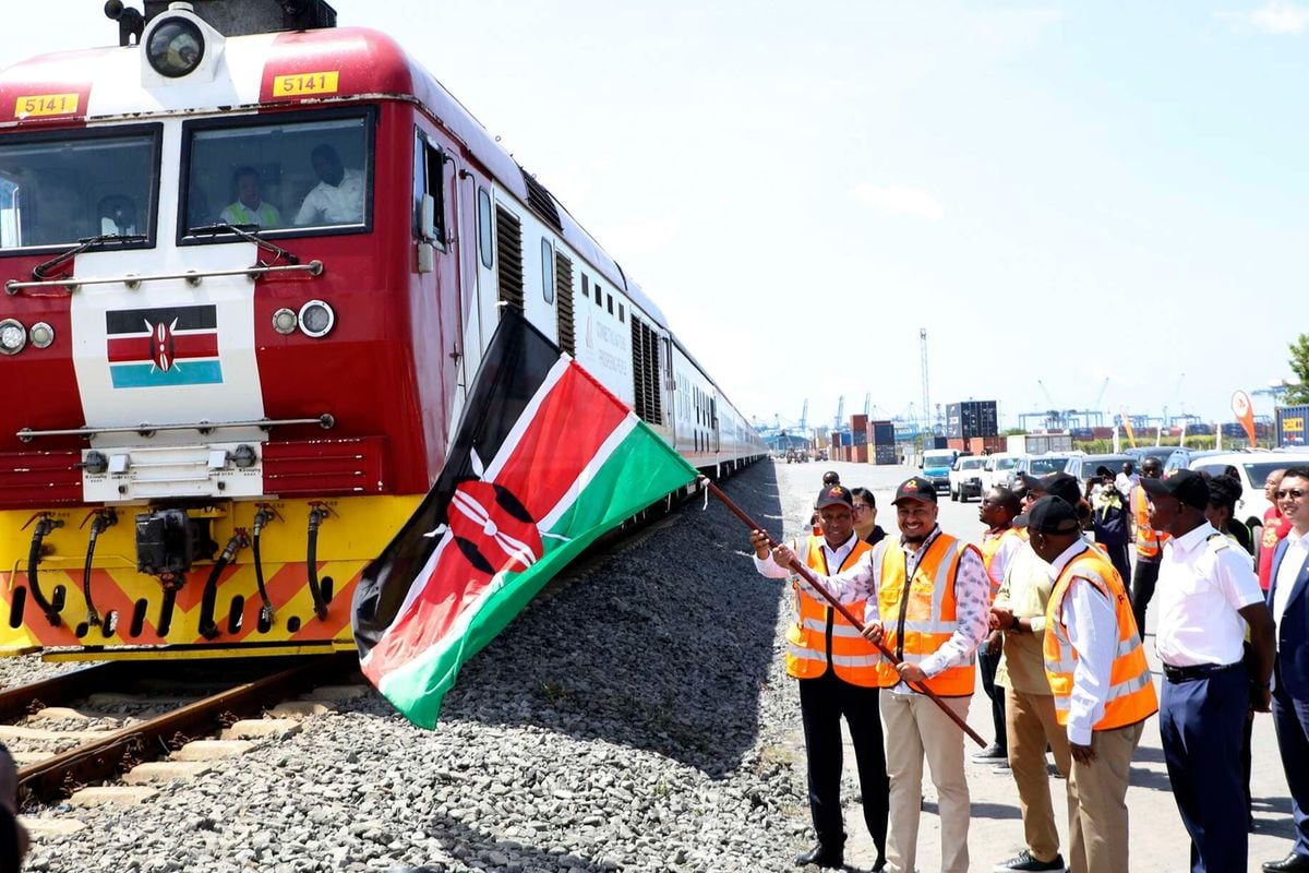 Kenya Railways dangles lounge, meals in SGR premium rates - Business Daily