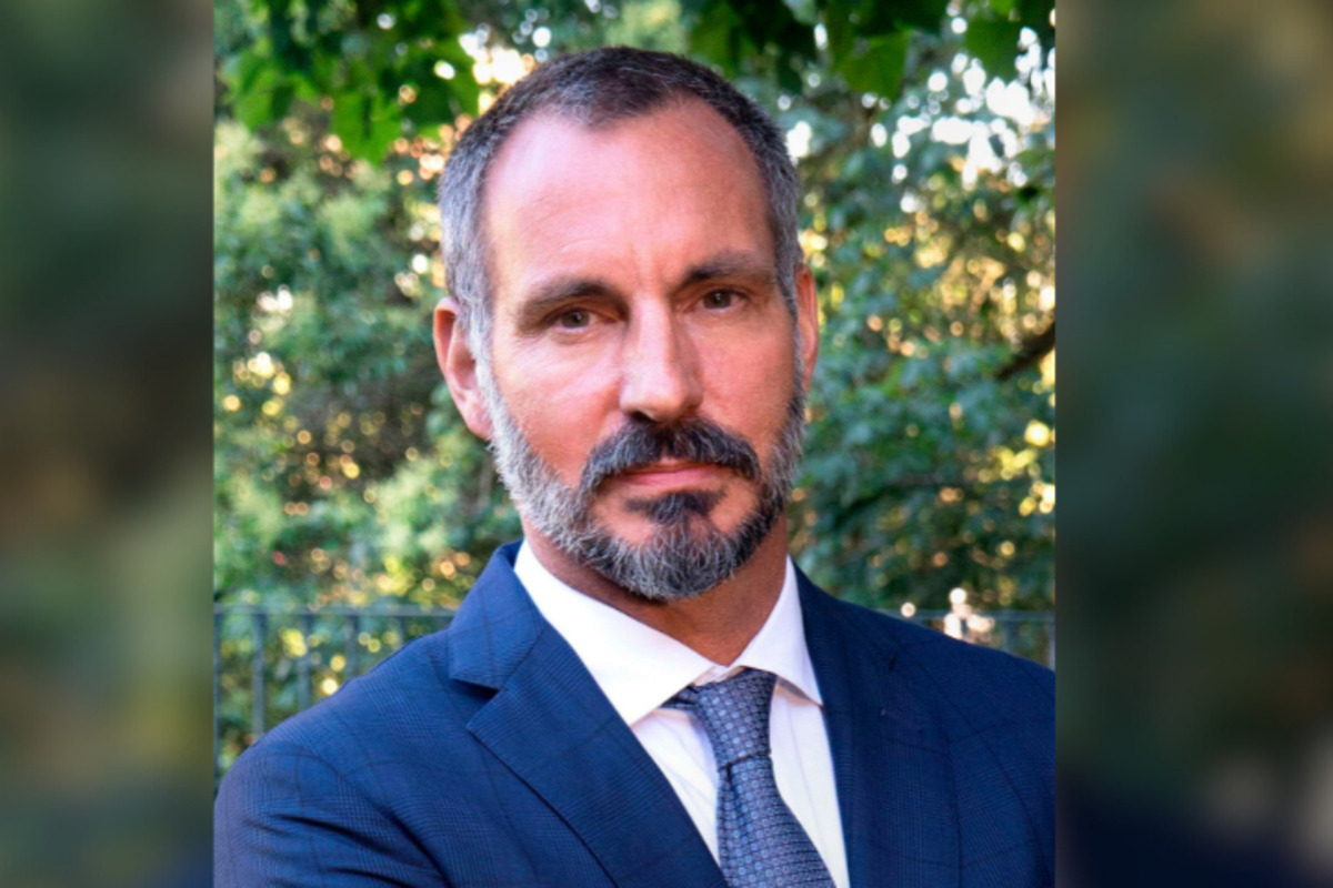 Prince Rahim Aga Khan V named spiritual leader of Ismaili Muslims ...