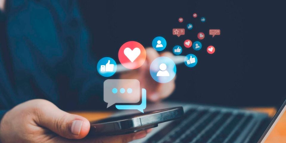 Users of 3G in sharp fall as more take up high-speed internet ...